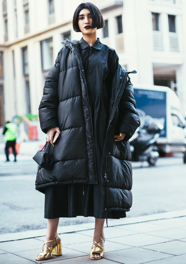 Outerwear Trend: Fashion Girls Adopt the Cold Shoulder Look ...