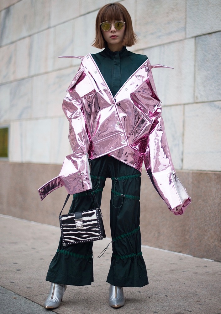 Outerwear Trend: Fashion Girls Adopt the Cold Shoulder Look ...