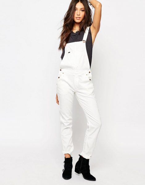 How to Wear Overalls Without Looking Like a Toddler En Route to a ...