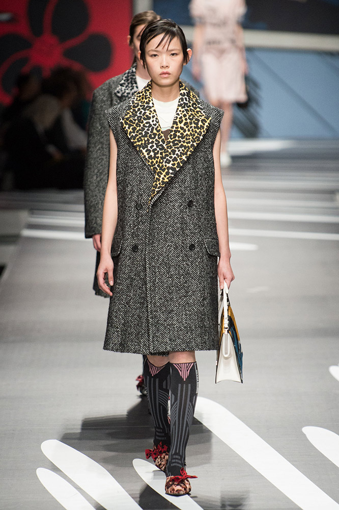 Prada Spring 2018 Runway - theFashionSpot