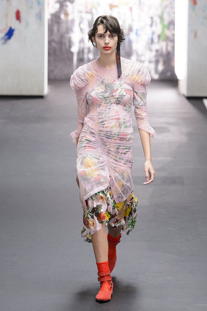 Preen Fall 2017 Runway - theFashionSpot