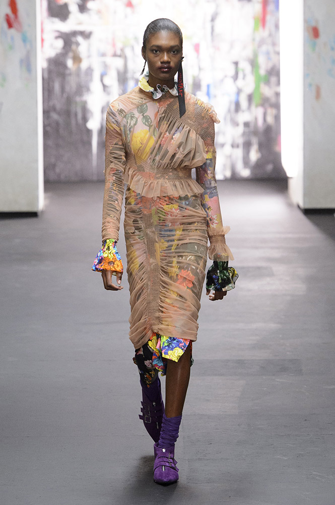 Preen Fall 2017 Runway - theFashionSpot