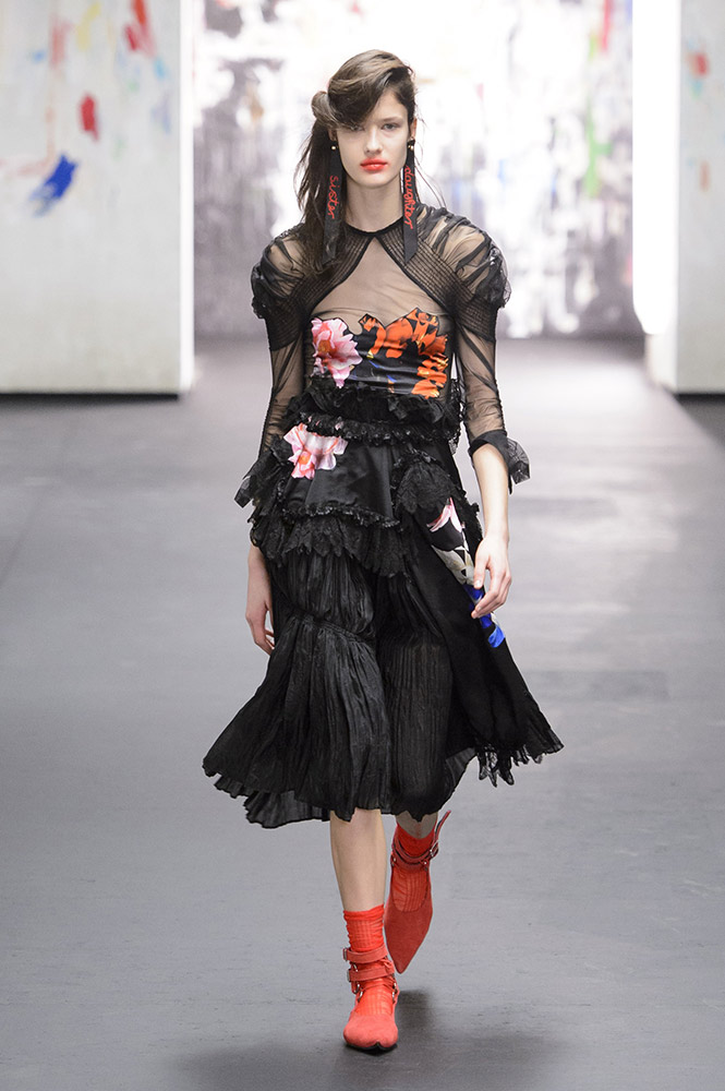 Preen Fall 2017 Runway - theFashionSpot