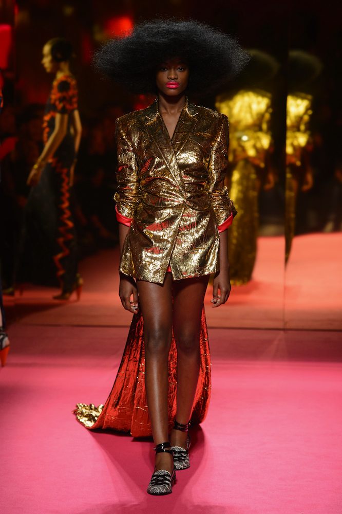 Schiaparelli Couture Spring 2015 Runway - theFashionSpot