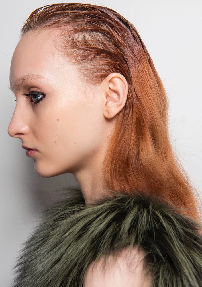 How to Master Slicked-Back Hair (aka the Wet Hair Look) - theFashionSpot