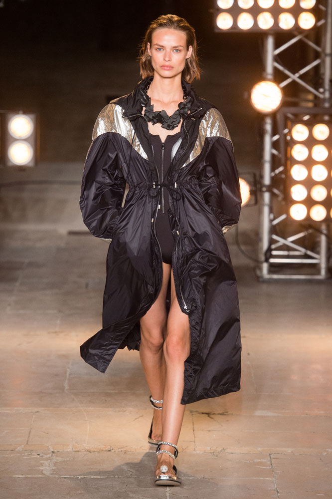The Top 15 Fashion Trends of the Spring 2018 Runways - theFashionSpot