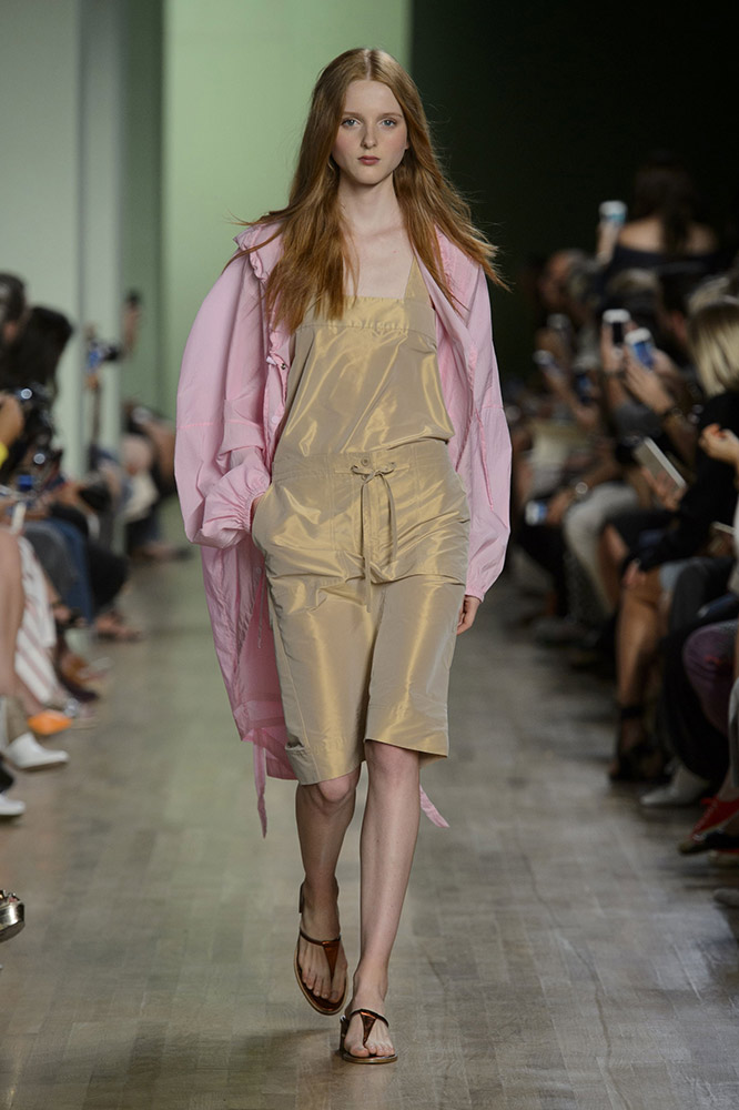 Tibi Spring 2016 Runway - theFashionSpot