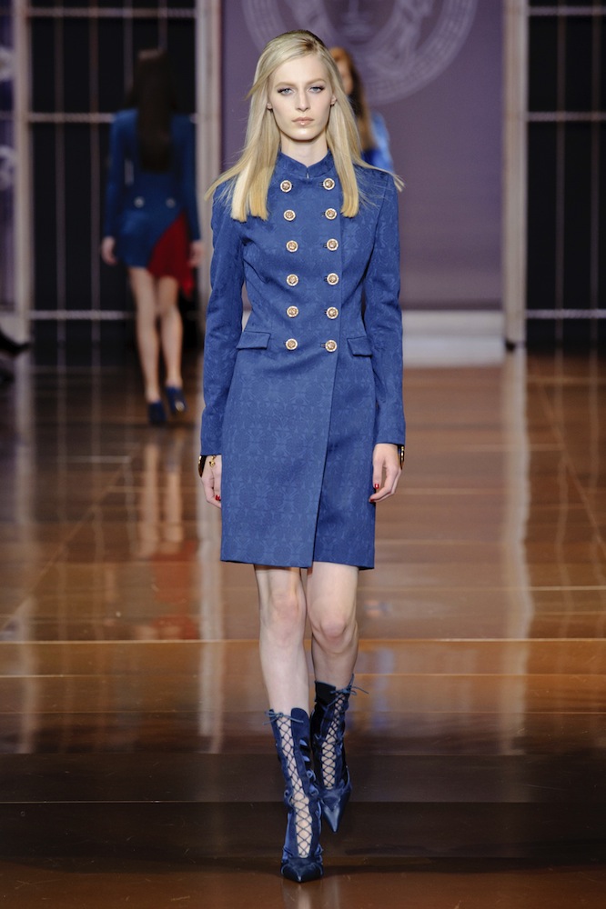 Versace Fall 2014 Runway Review - theFashionSpot