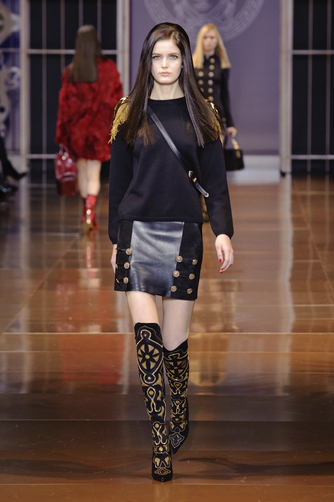 Versace Fall 2014 Runway Review - theFashionSpot