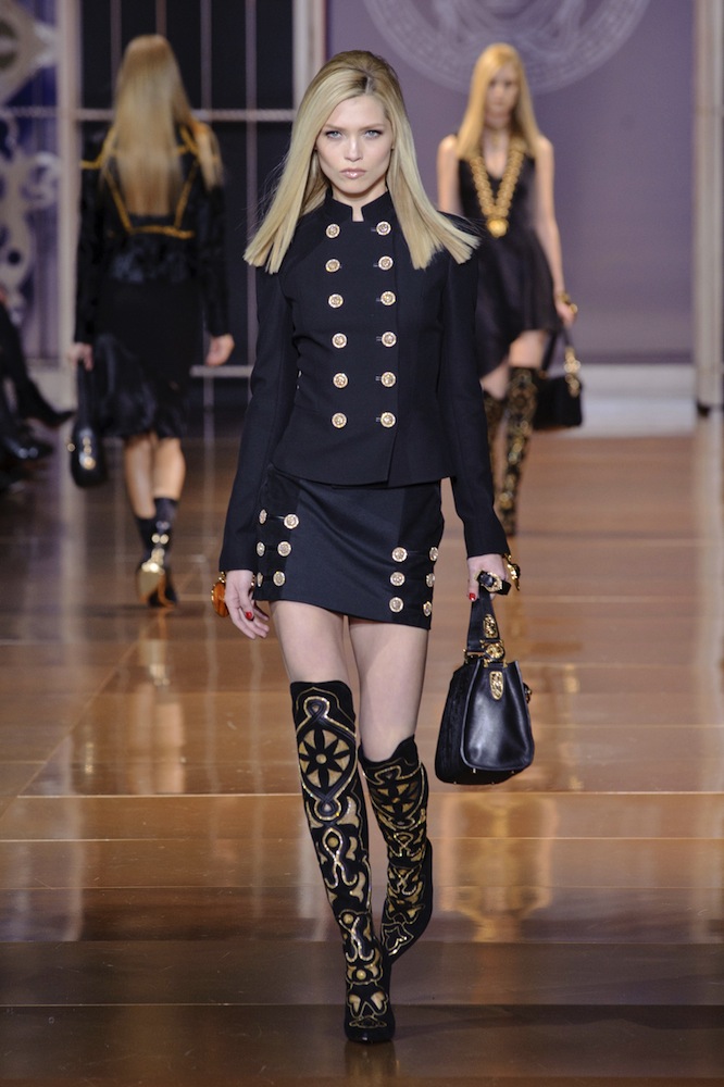 Versace Fall 2014 Runway Review - theFashionSpot