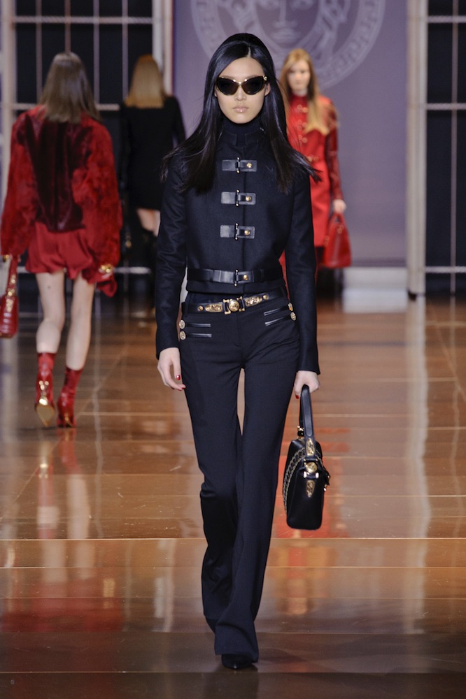 Versace Fall 2014 Runway Review - theFashionSpot