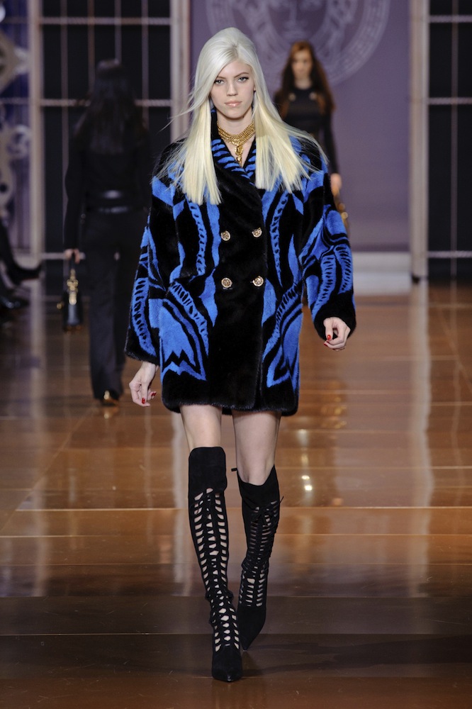 Versace Fall 2014 Runway Review - theFashionSpot