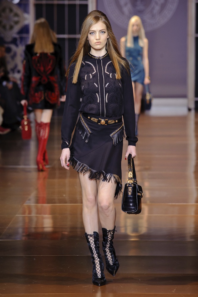 Versace Fall 2014 Runway Review - theFashionSpot
