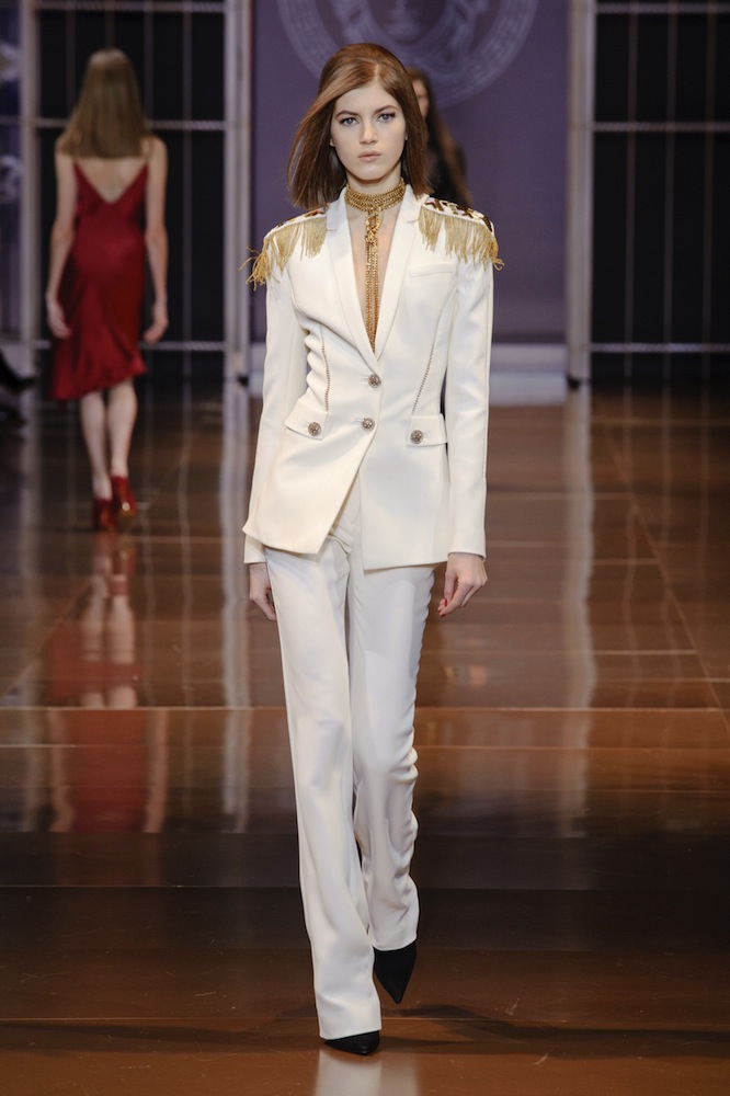 Versace Fall 2014 Runway Review - theFashionSpot